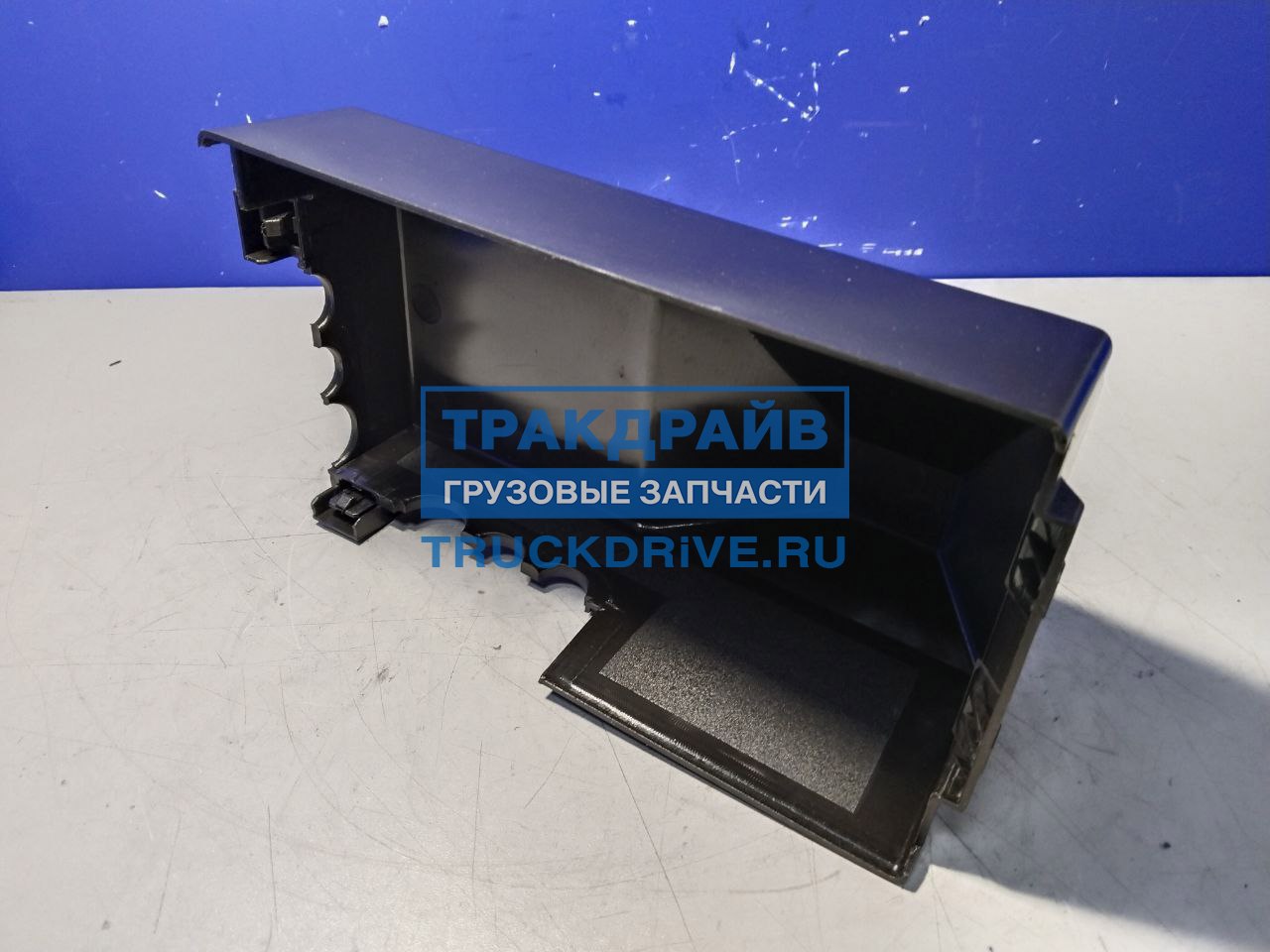 Крышка корпуса блока предохраниетелей Mercedes Actros TD06-50-182 ...