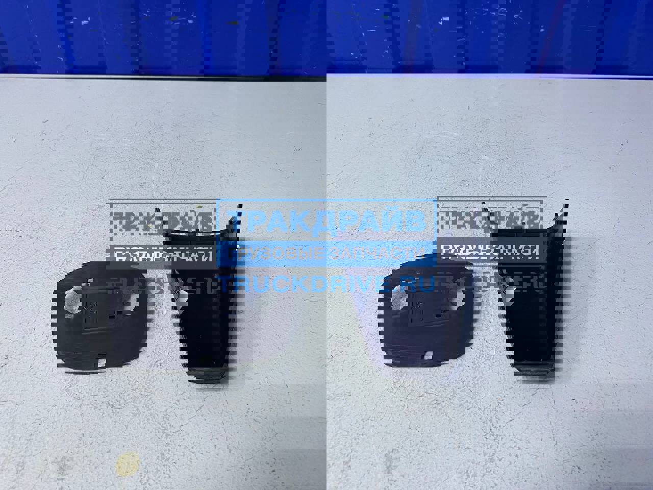 Крышка кронштейна зеркала Мерседес Актрос Мп3 верхняя левая ZL20-50 ...