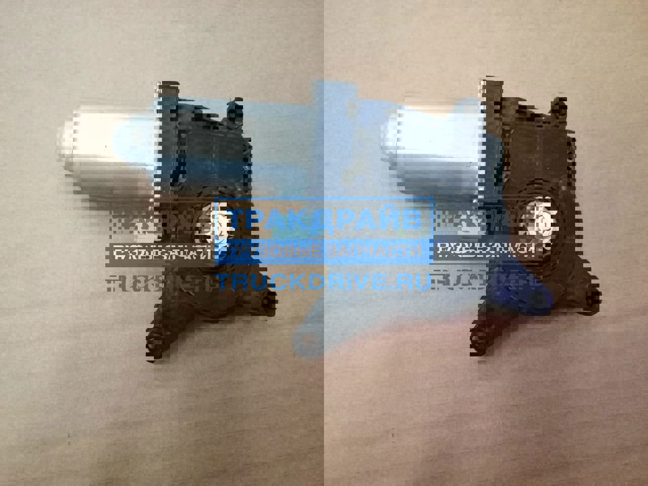 Электродвигатель стеклоподъёмника Мерседес Актрос Аксор левый TD06-50 ...