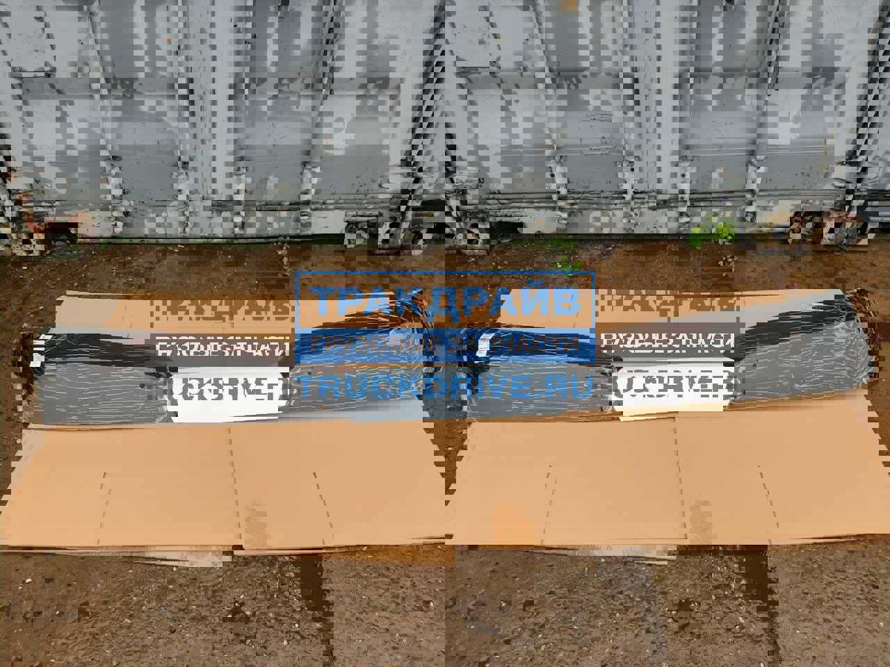 Солнцезащитный козырек Мерседес Актрос МП3 Мега с вырезом для зеркала ...