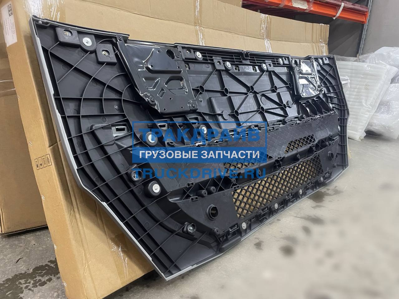 Передняя панель капота для Iveco Stralis 5801550647IVC TROFEO купить ...