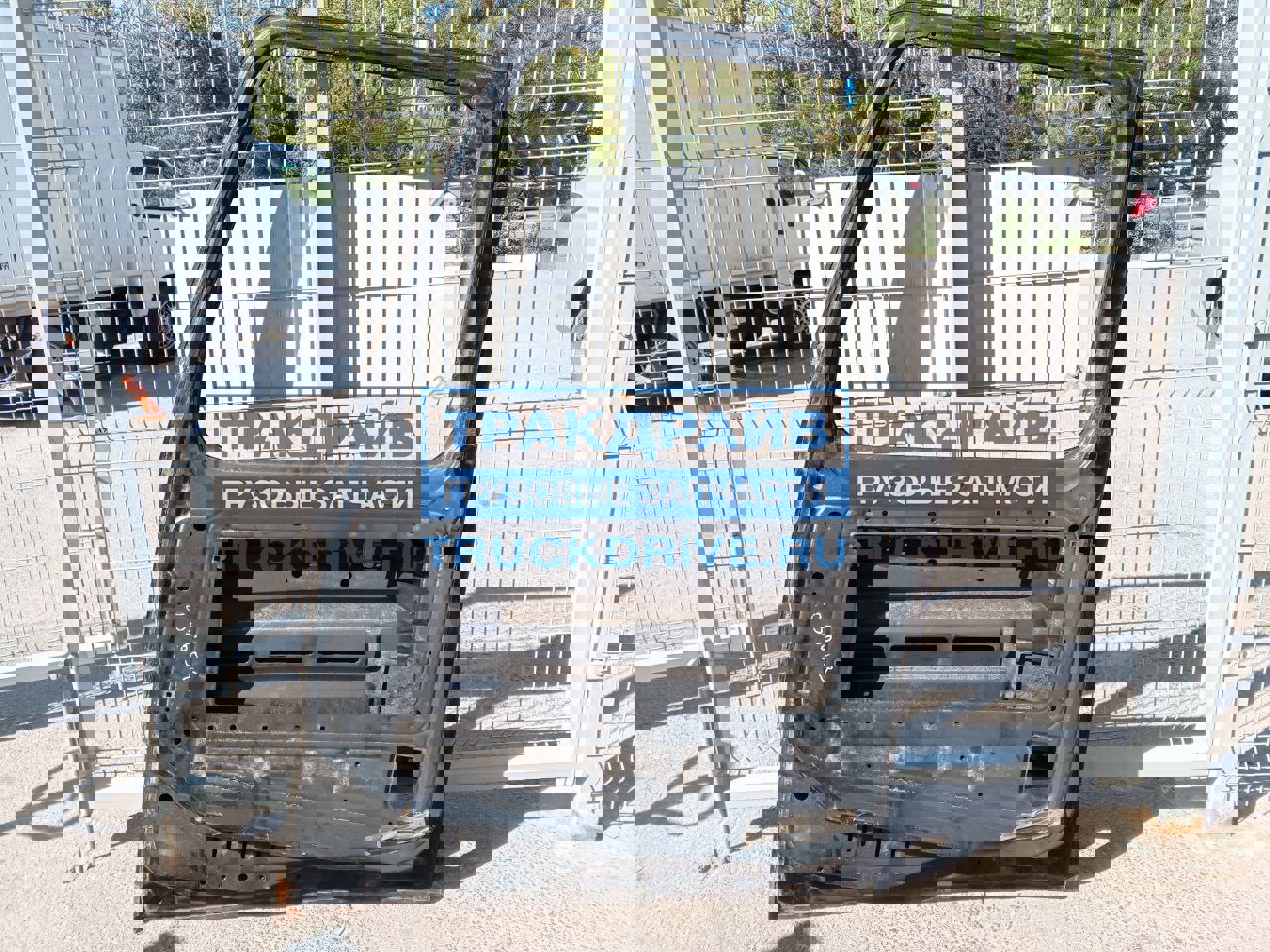 Дверь Volvo FH12 FH16 правая 20360543UK UK RATIO купить недорого