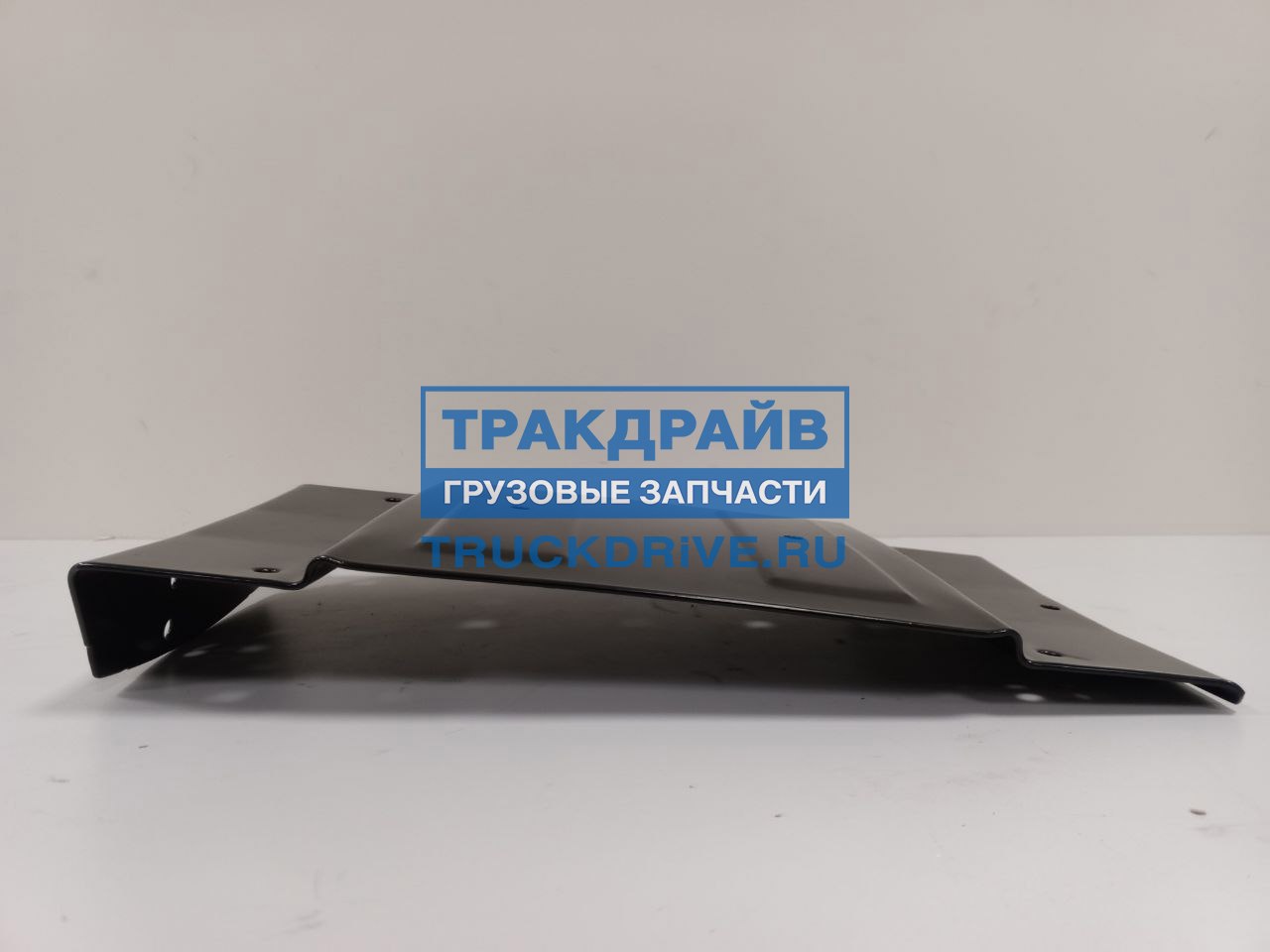 Пластина установочная кронштейна крепления крыла Volvo FH4 21094406 ...