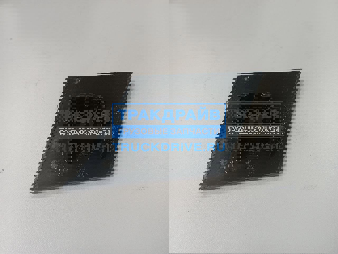 Крышка омывателя Volvo FH 21413776 VOLVO купить недорого