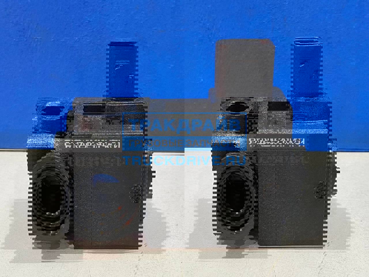 Пневматический клапан КОМ Volvo FH4 FM4 24145125 VOLVO купить недорого