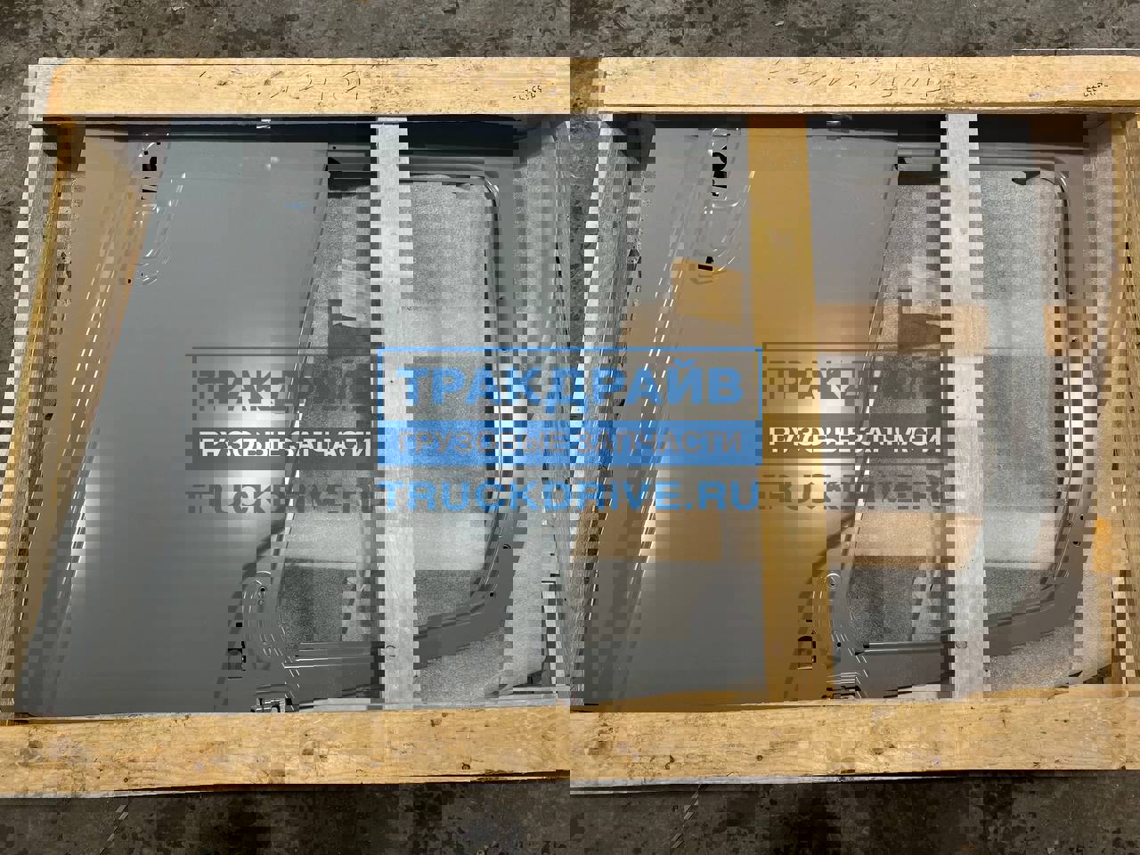 Оригинальная дверь Volvo FH4 правая 82183386 VOLVO купить недорого