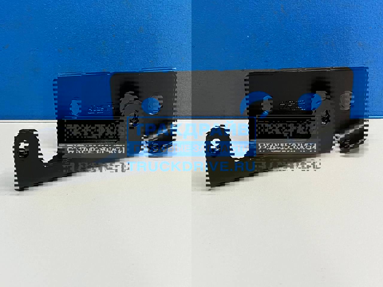 Дополнительный кронштейн блока света Volvo FH4 82923373 VOLVO купить ...