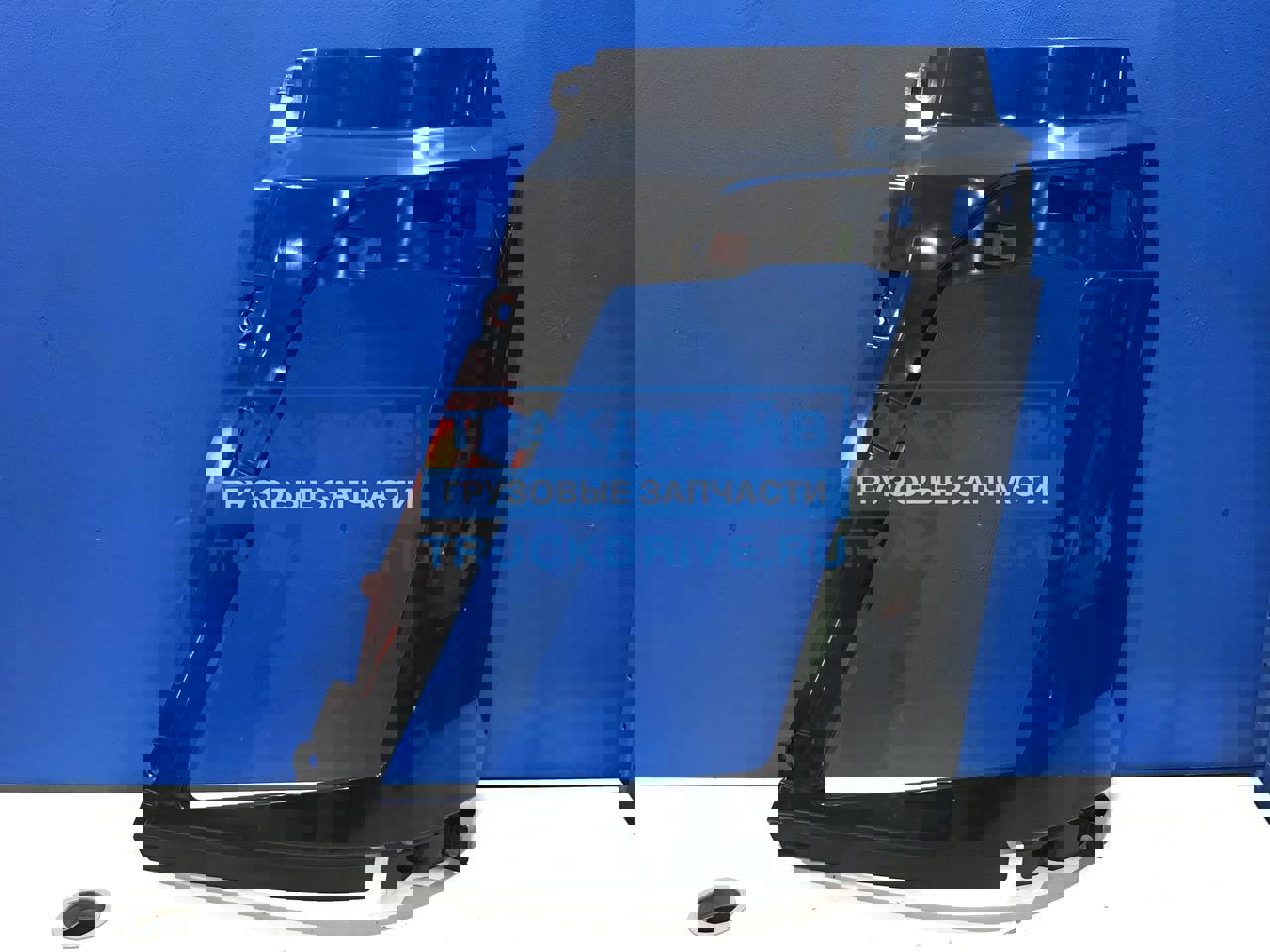 Облицовка левой блок-фары Вольво FM4 FH4 84169475 VOLVO купить недорого