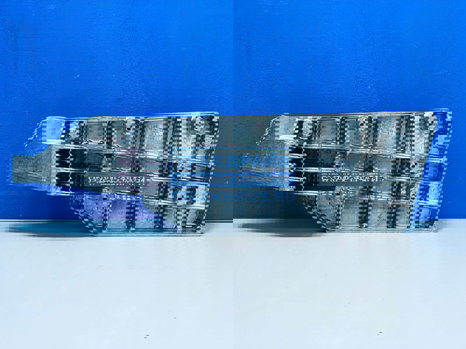 Ступенька Volvo FM4 FH4 84220611 VOLVO купить недорого