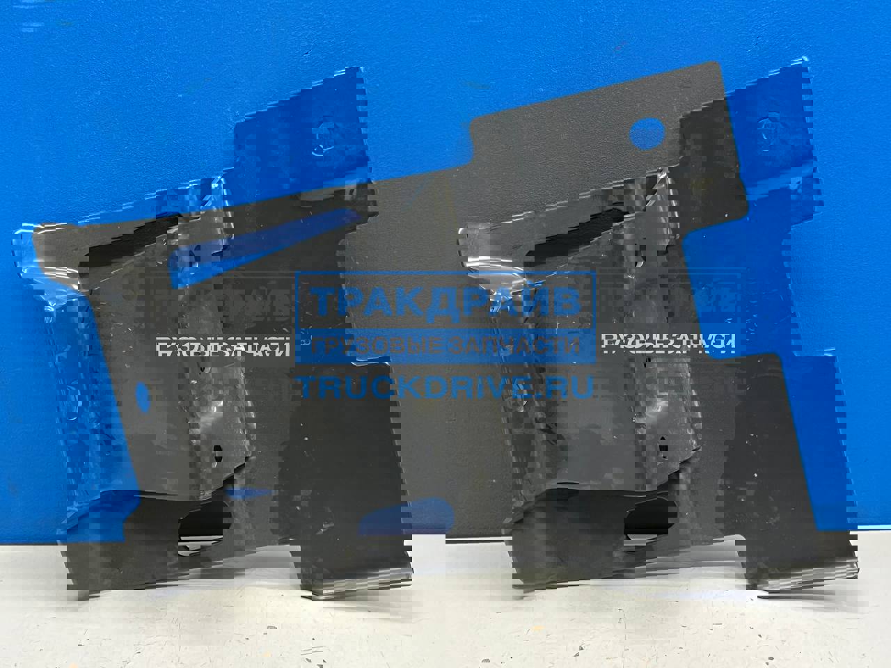 Ступень нижняя Volvo FH 5 поколения оригинальная 84226884 VOLVO купить ...