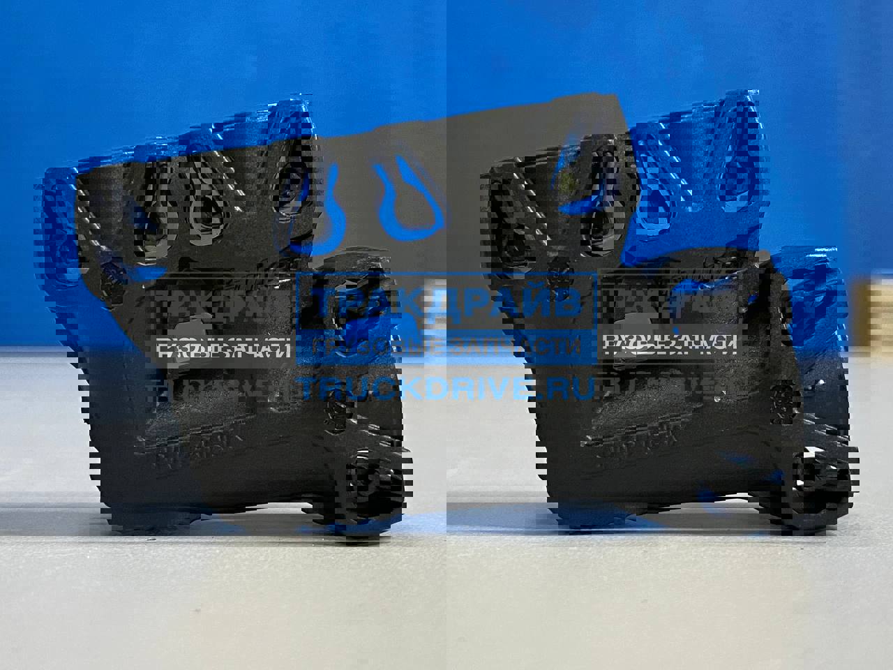 Пневмосоединение грузовиков Вольво F-образное 992012 VOLVO купить недорого