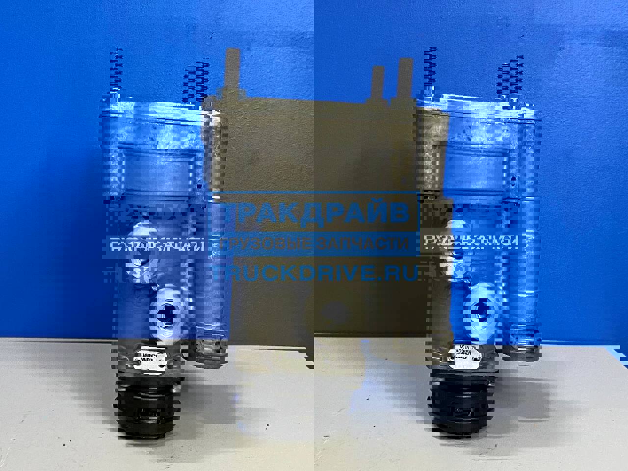 Кран управления тормозами прицепа для автомобилей Скания 4 серия ...