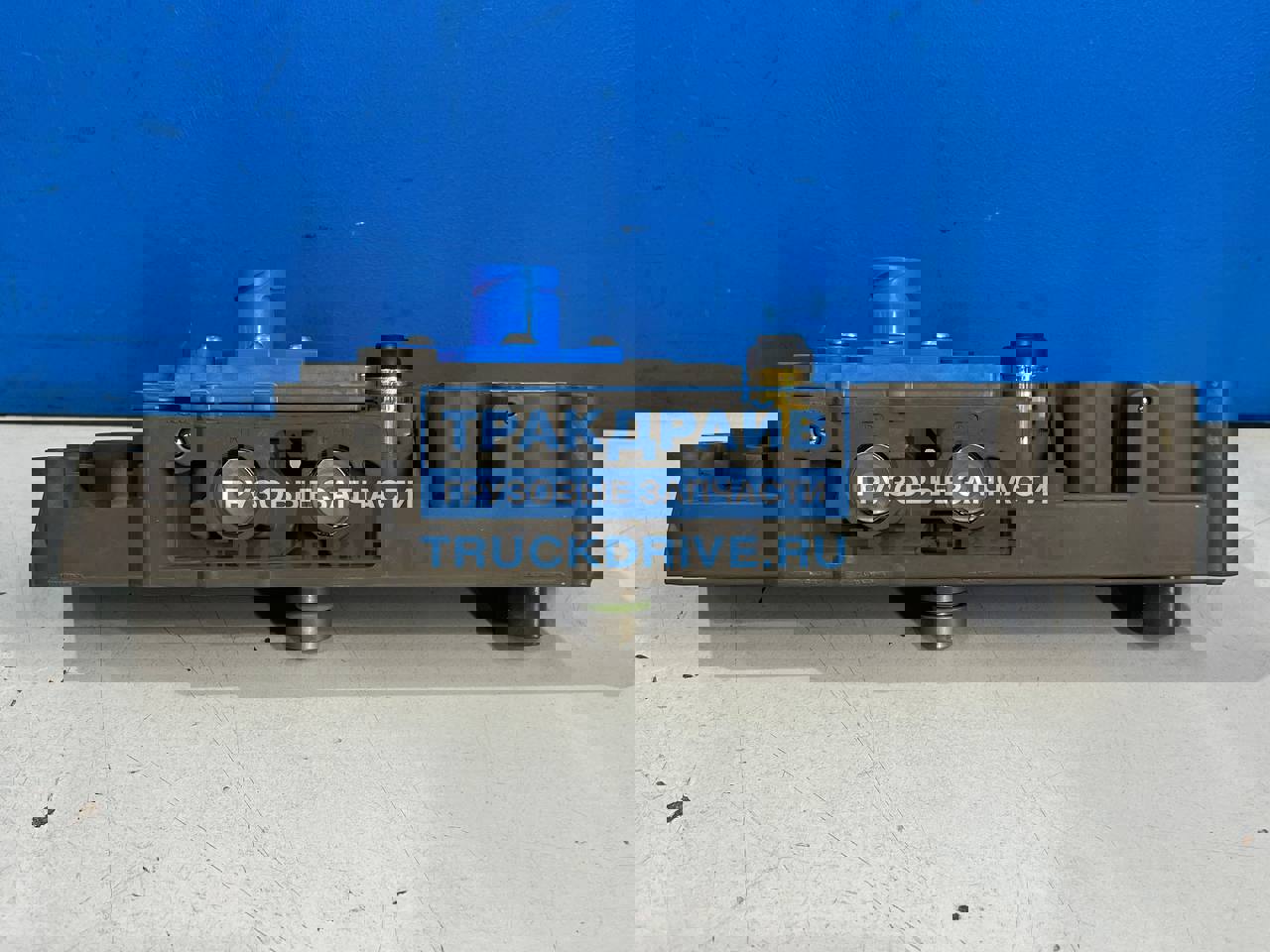 Блок клапанов КПП ZF Volvo FL FE 0501219315 Блок клапан ZF купить недорого